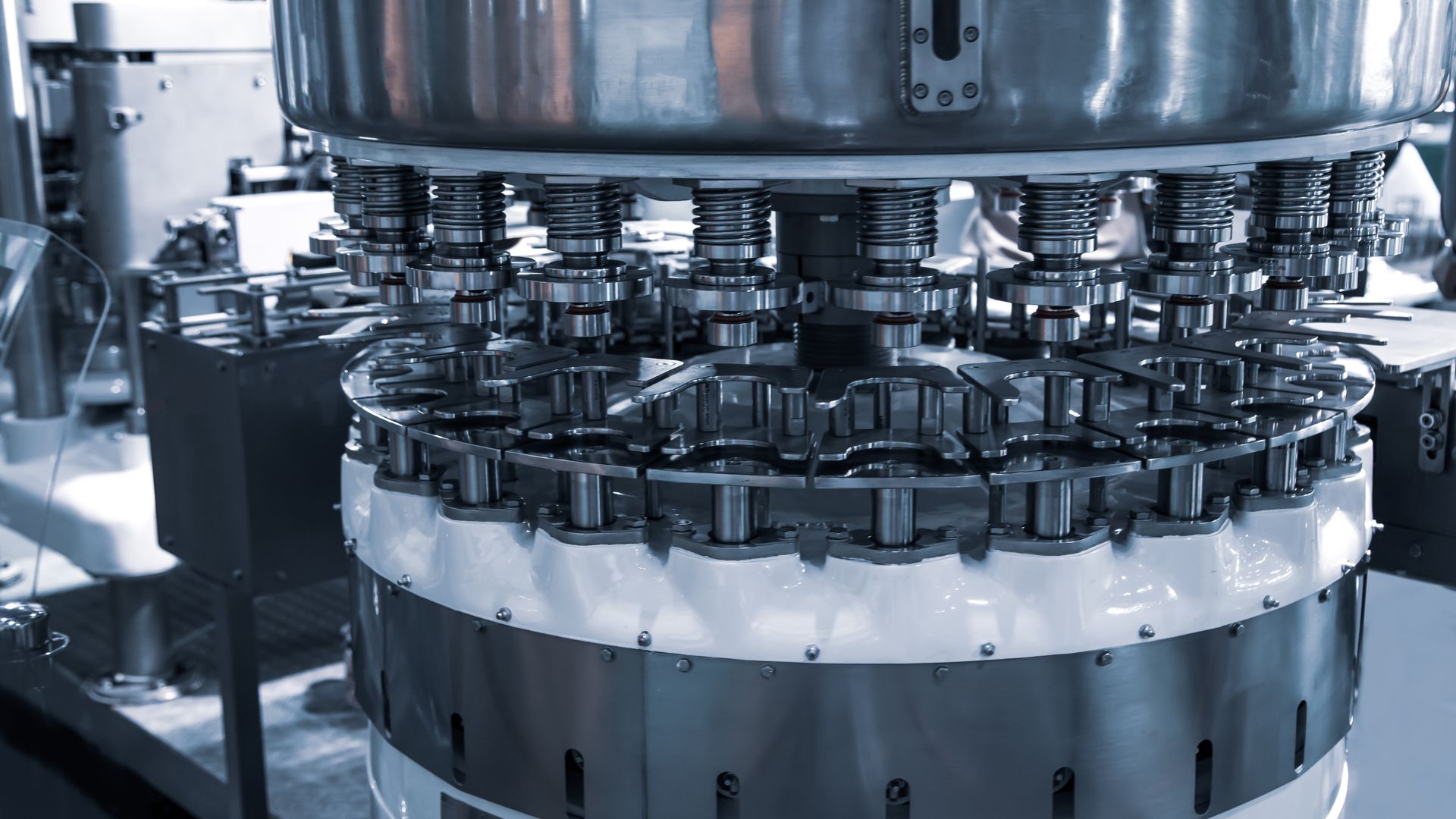 Buyer's Guide: Choosing the Right Containment Solution for ... Buyer's Guide: Choosing the Right Containment Solution for ...